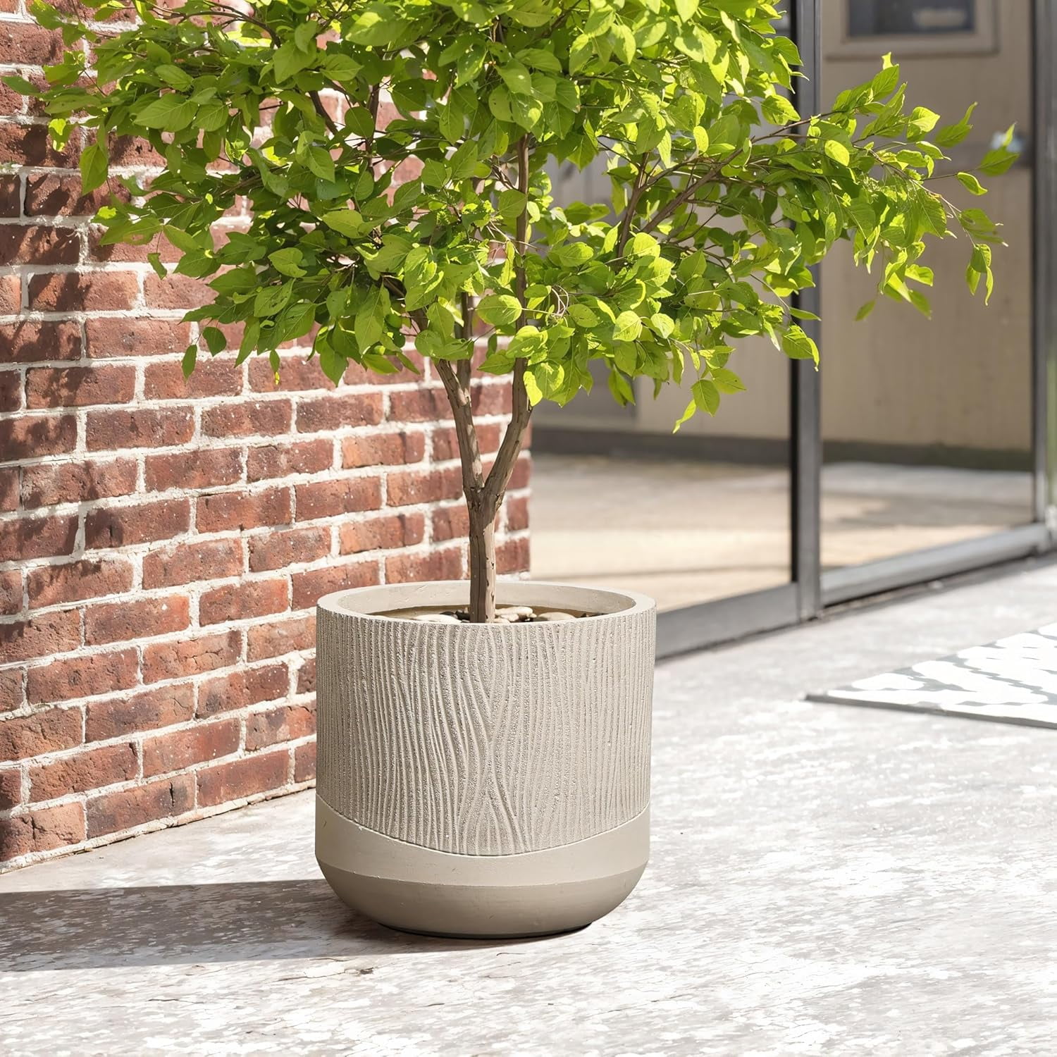 LuxenHome 12 Inch Dia Round Concrete Planter, Indoor Outdoor Large Pot ...