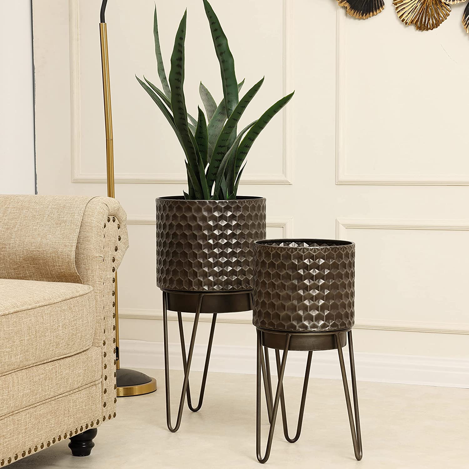 LuxenHome Set of 2 Brown Cachepot, Metal Planters with Brown Stands ...