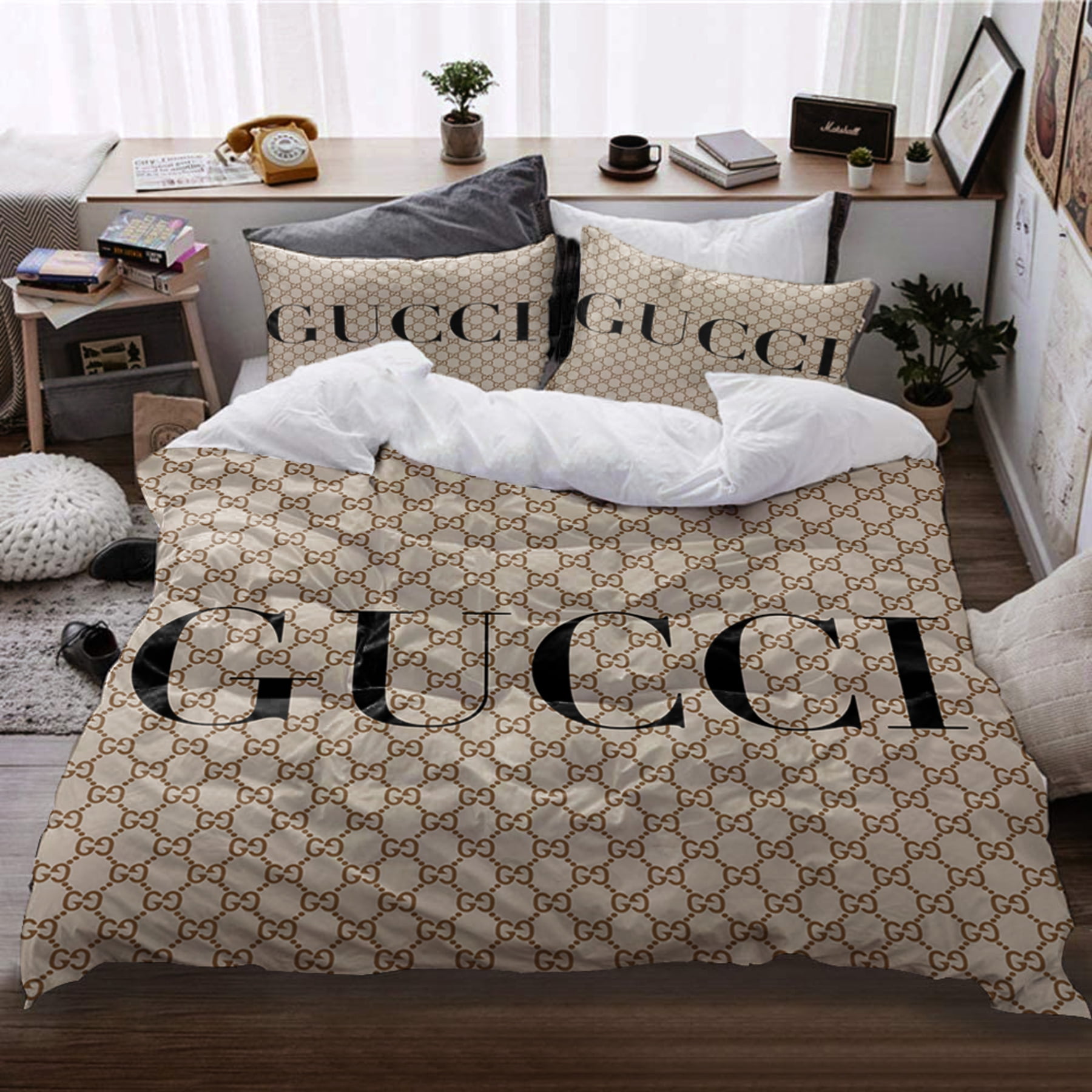 Luxurious 3-Piece Beige Duvet Cover Set with Interlocking G Pattern ...