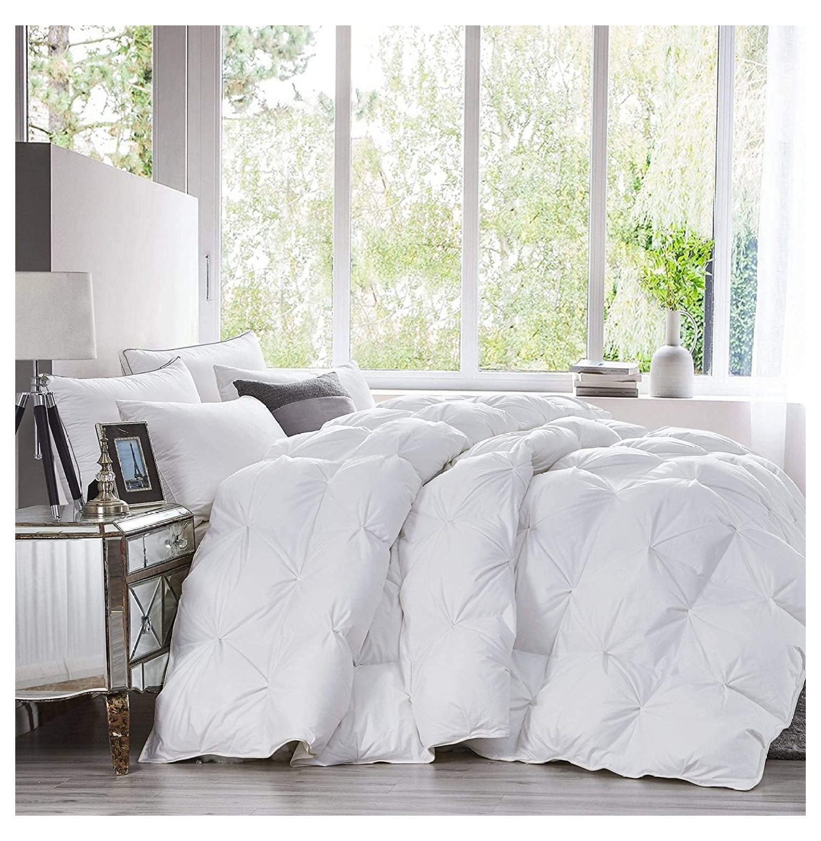 Luxurious King/California King Goose Down Comforter, UNIQUE White Pinch ...