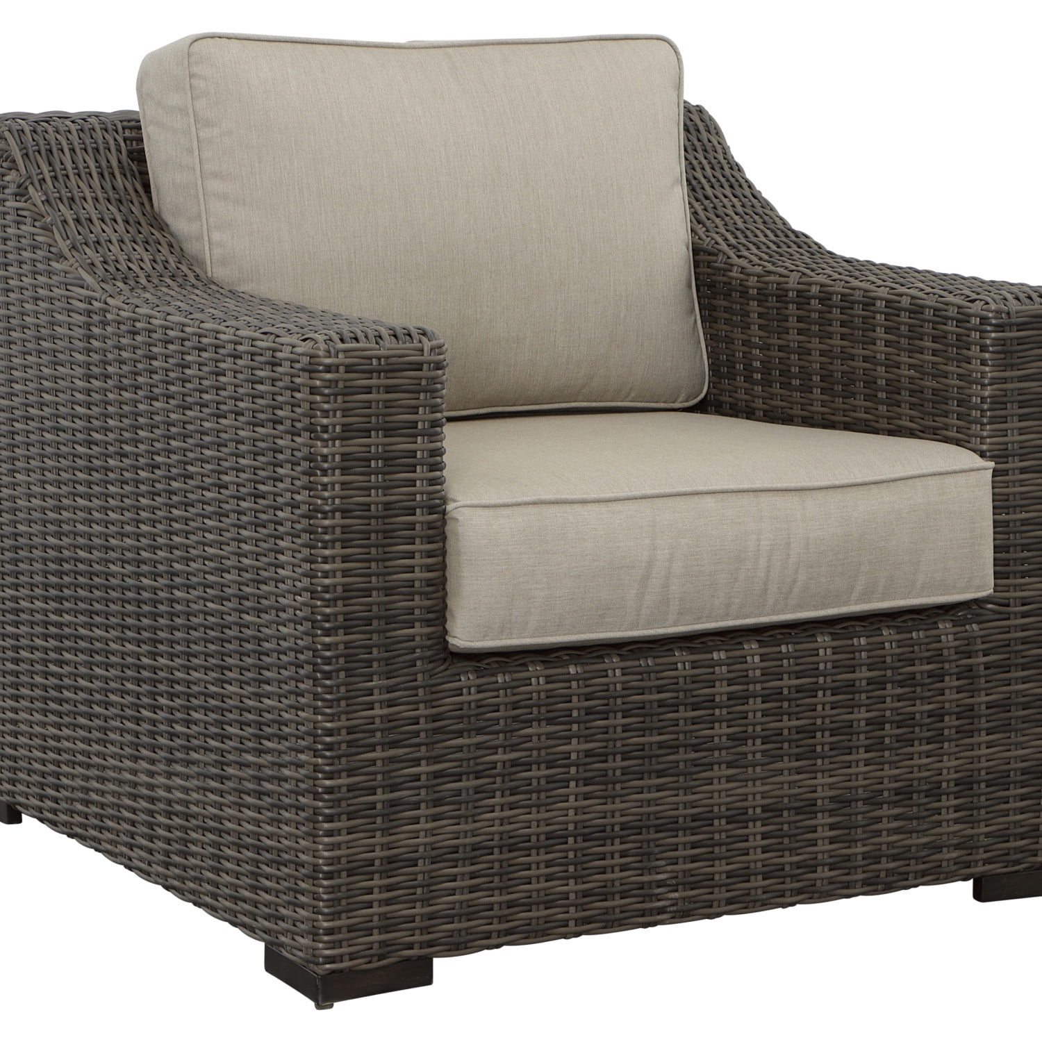 Luxurious Outdoor Lounge Chair - Thick Cushioning Plush Seat - Beige ...