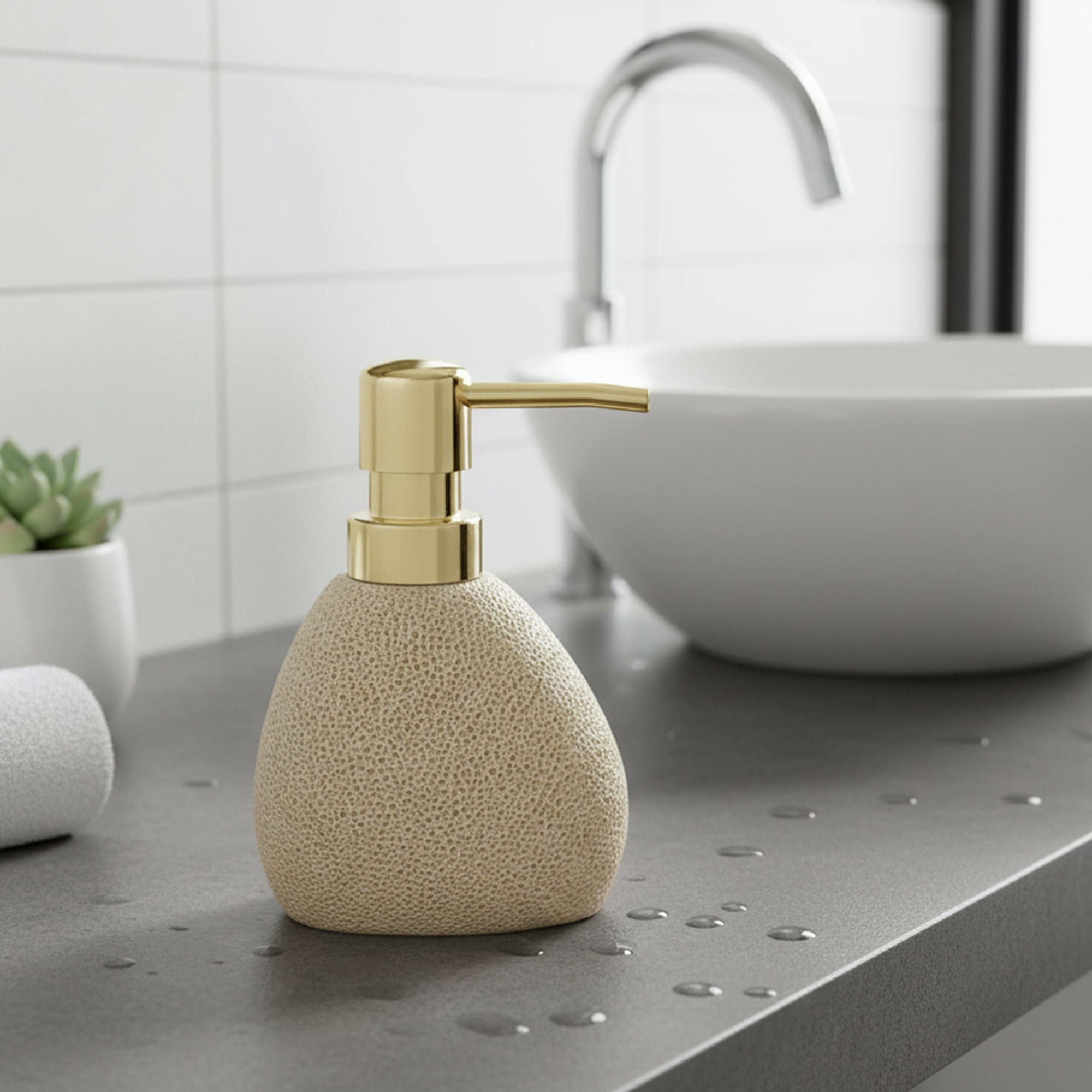 Luxurious Sea Sponge Inspired Hand Soap Dispenser - Elegant Container ...