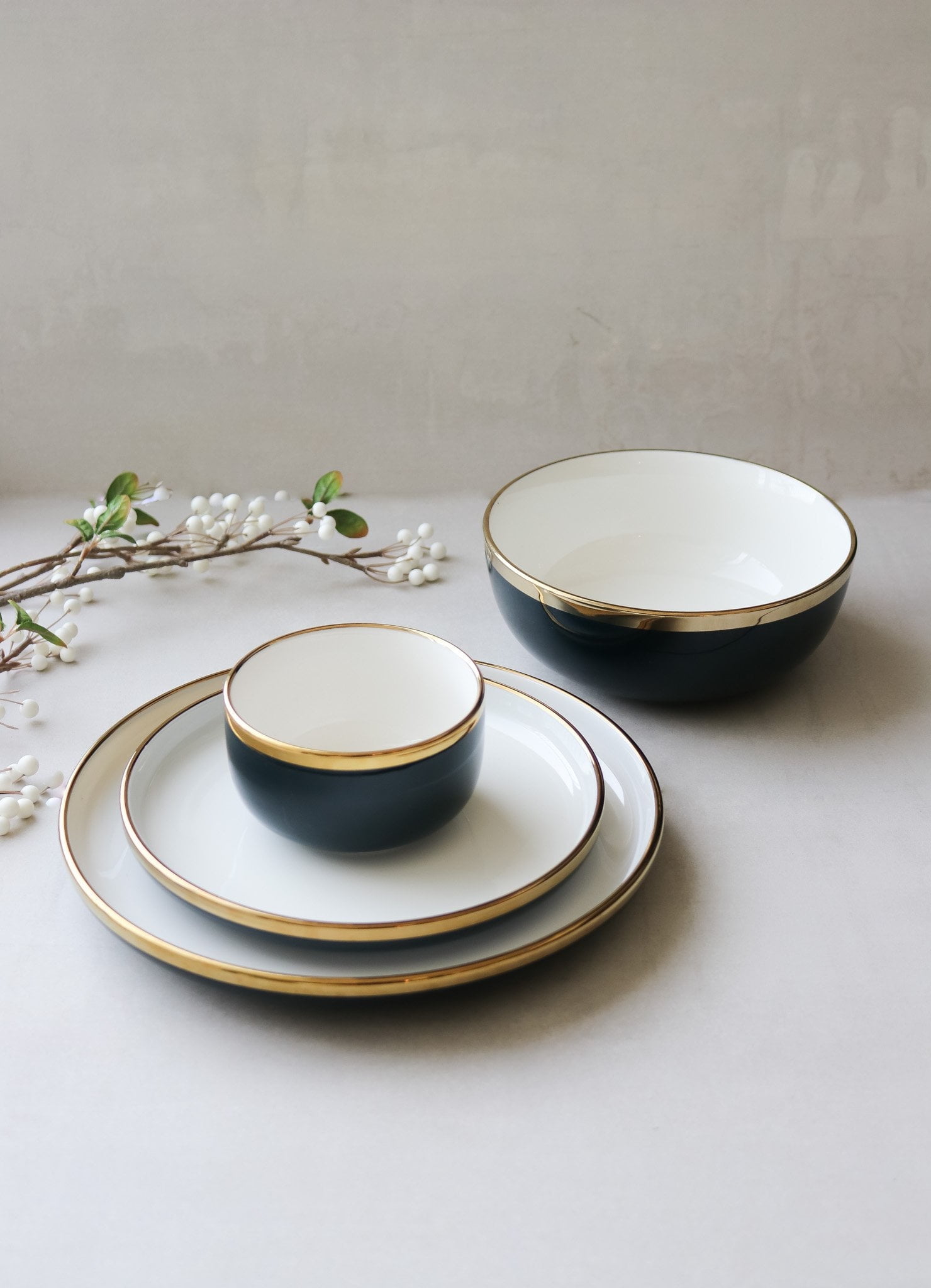 Luxury Ceramic Blue and Gold Trim Dinnerware Set (4 pieces) | Marcel ...