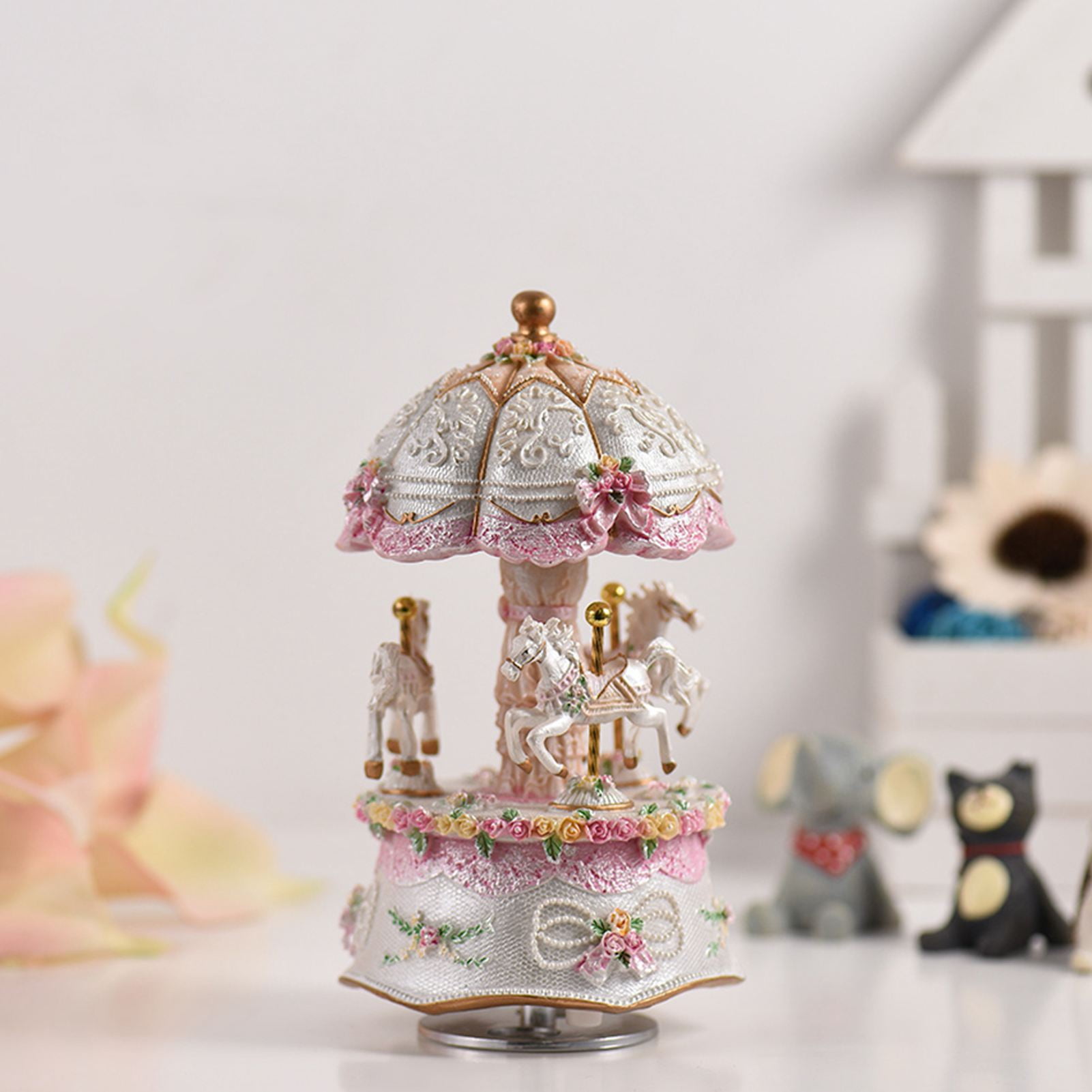 Luxury Dream 3-Horse Rotating Carousel Merry-go-round Windup Music ...