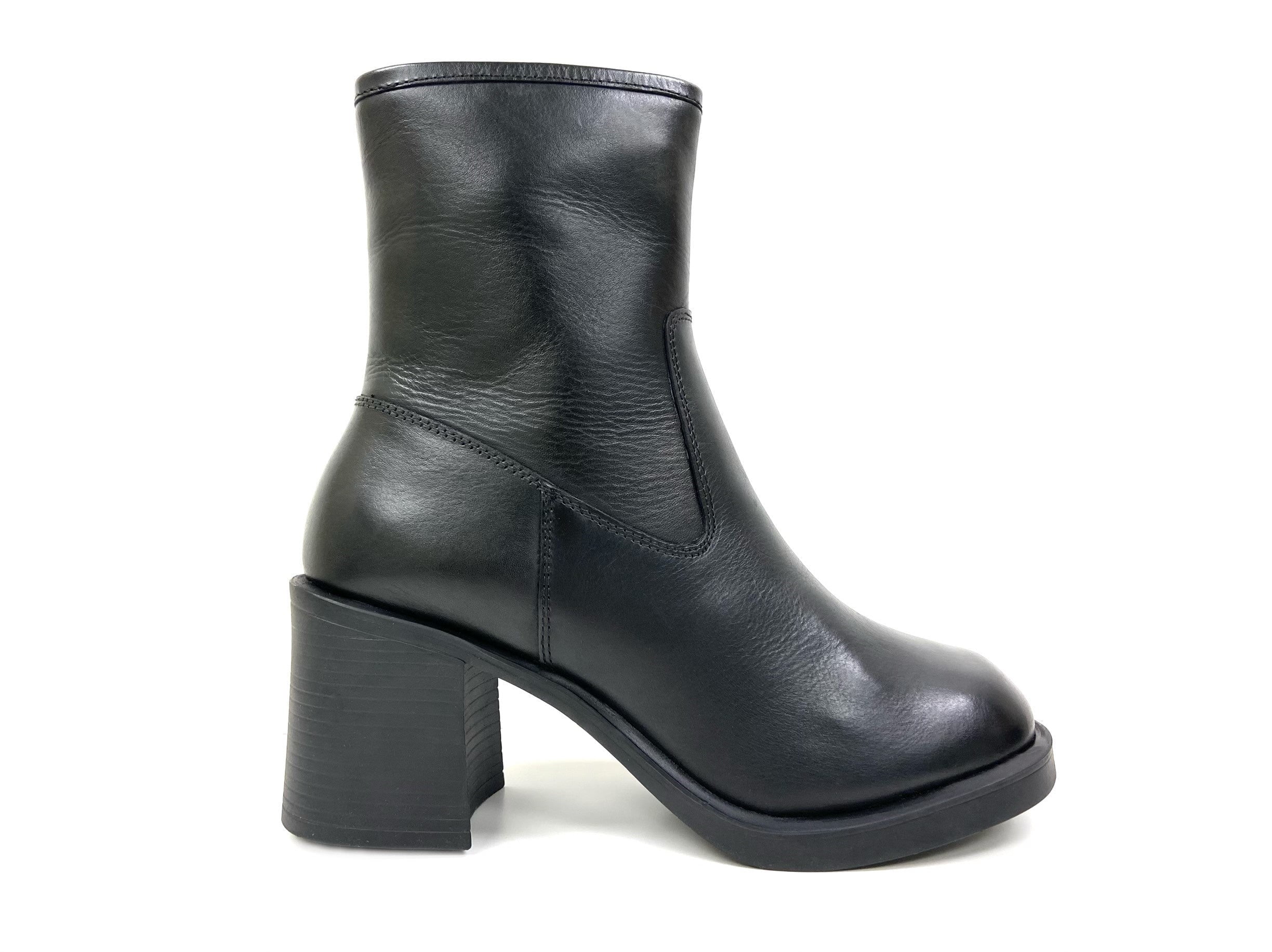 Lyla Black Square Block Heel Zip Boot - Walmart.com