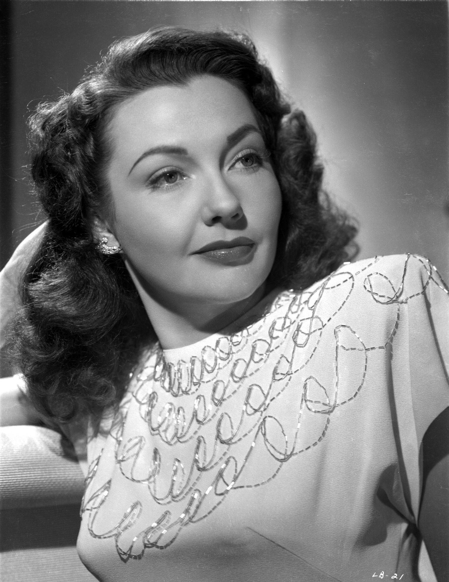 Lynn Bari Posed in White Dress with Dark lipsticks Photo Print (24 x 30 ...