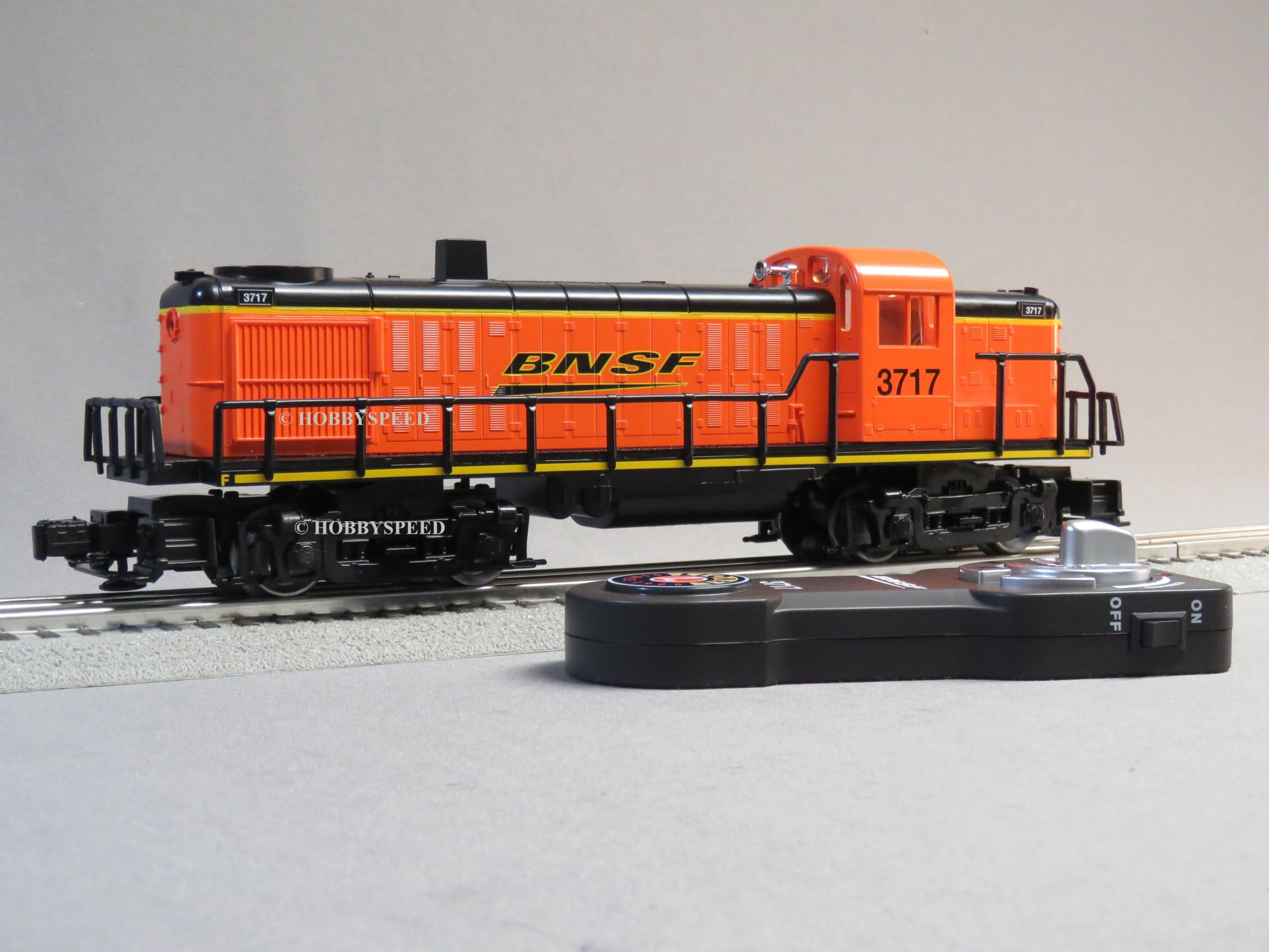 M.T.H. Electric Trains Lionel BNSF LIONCHIEF RS-3 Diesel Locomotive ...