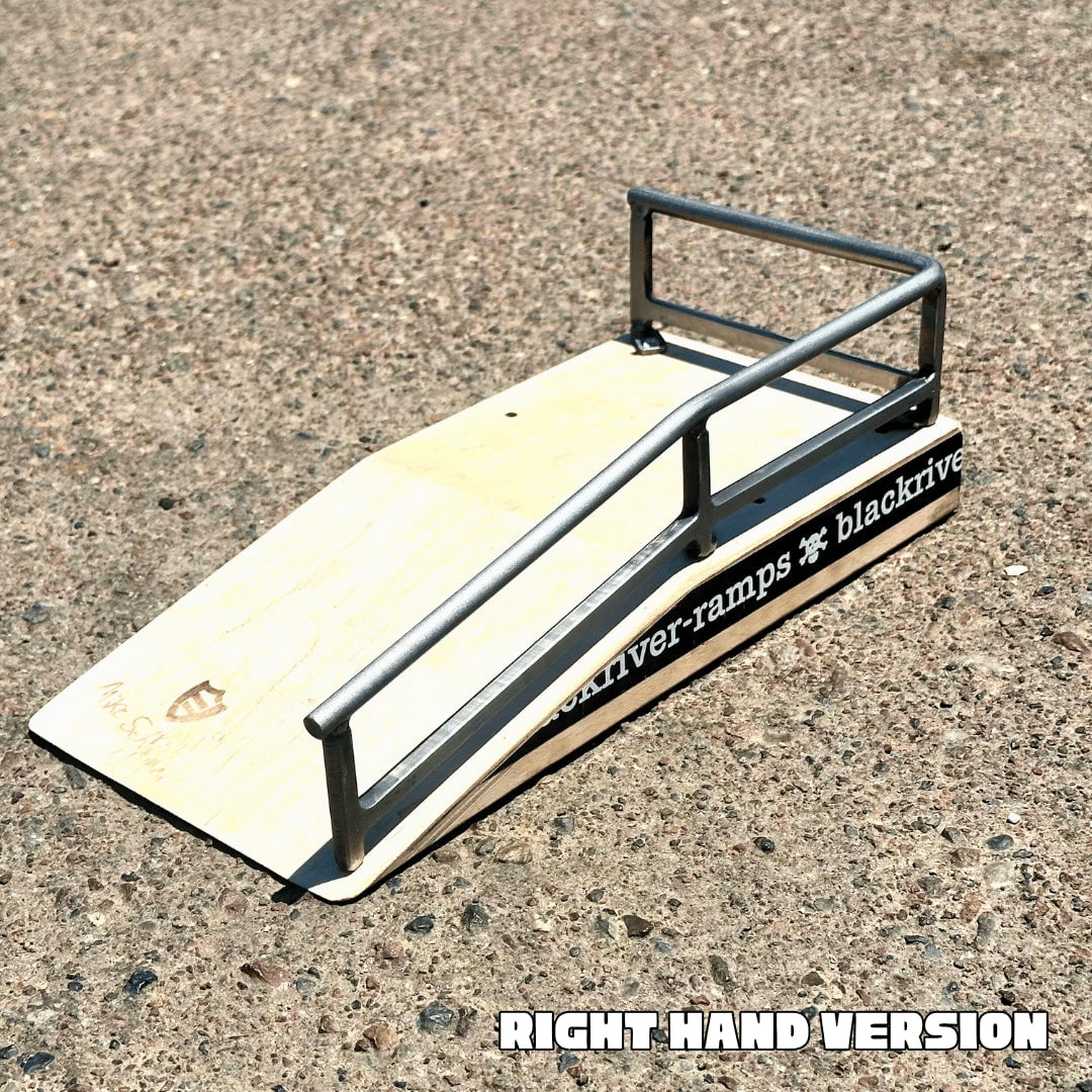 M and K Metal Designs LLC Grind Right Fingerboard Rail - V2 BR Loading ...