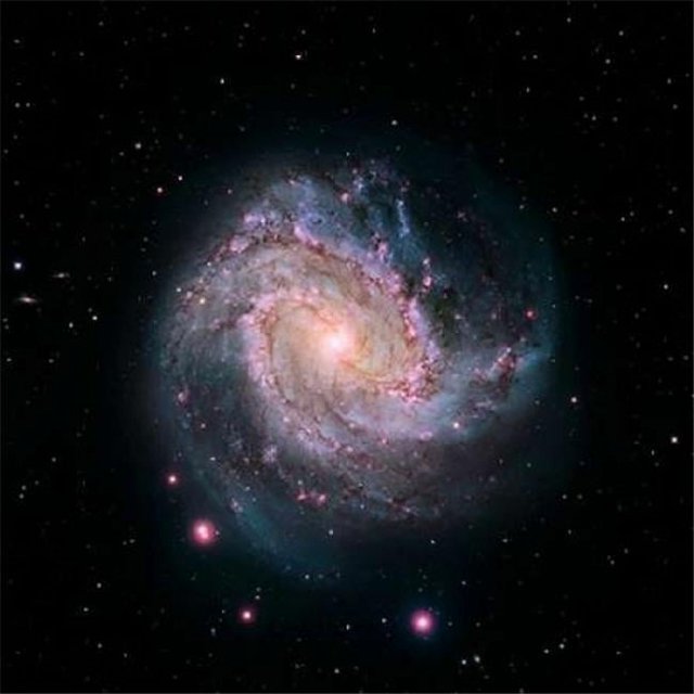 M83 - Spiral Galaxy - Hubble-Magellan Composite Poster Print by Nasa ...
