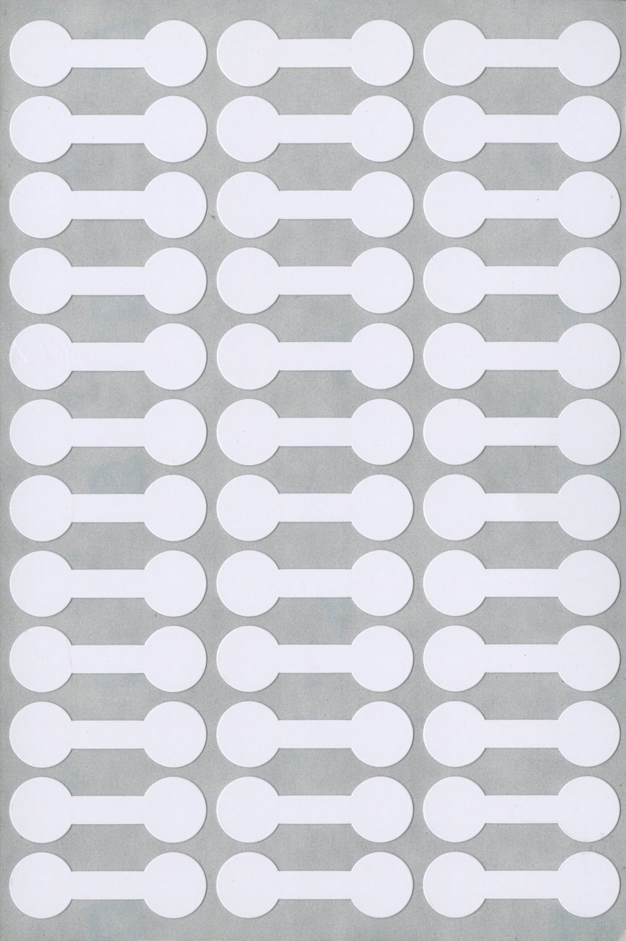 MACO White Small Dumbbell Labels, 1-5/16" x 7/6", 1000 per box ...