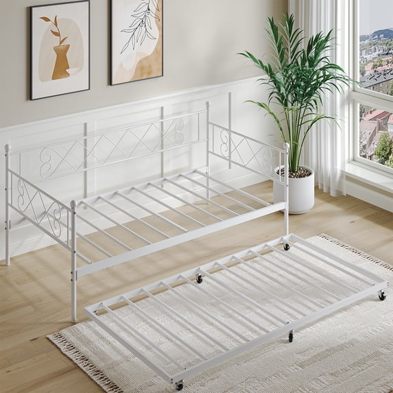 MAROUTE Space-Saving White Metal Daybed with Pop-Up Trundle – Heart ...