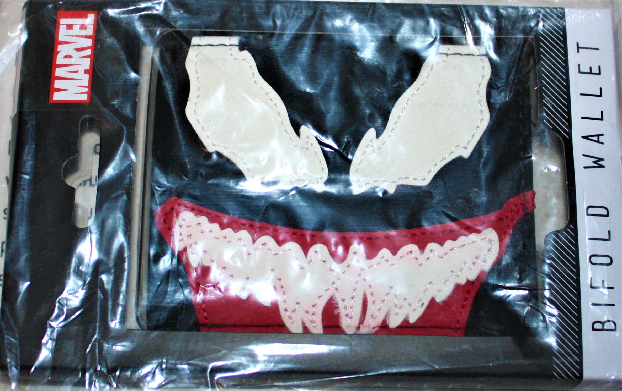 Marvel Venom Bifold Leather Unisex Wallet, 1-Piece - Walmart.com