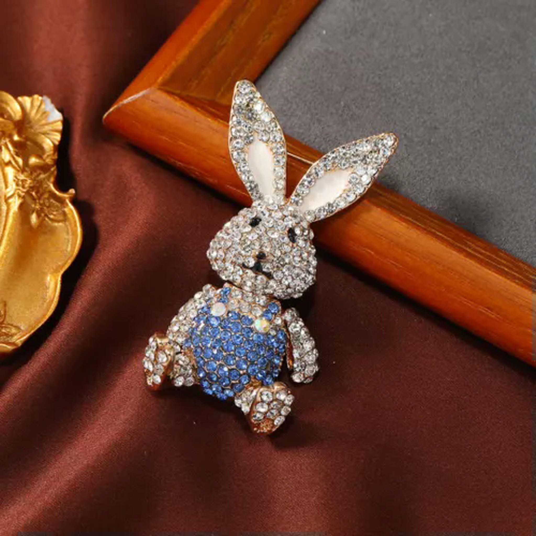 MATROOY Exquisite Cute Rhinestone Rabbit Brooch Pretty Animal Pins-blue ...