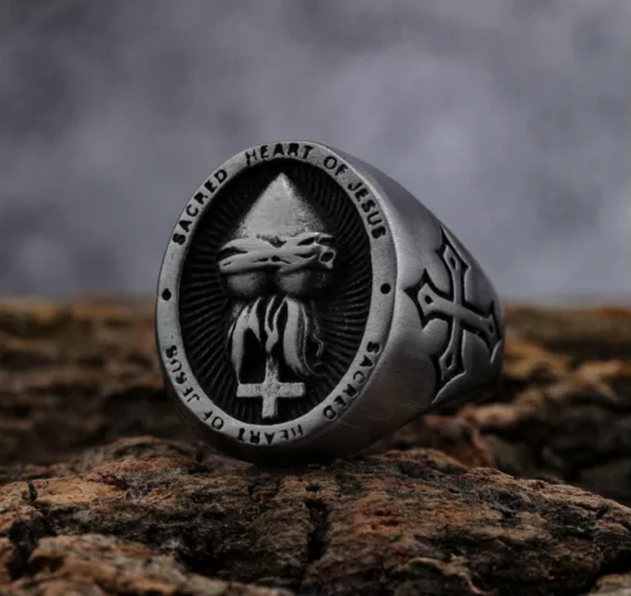 MATROOY Silver/Gold Plated Mens Catholic Sacred Heart Of Jesus Cross ...