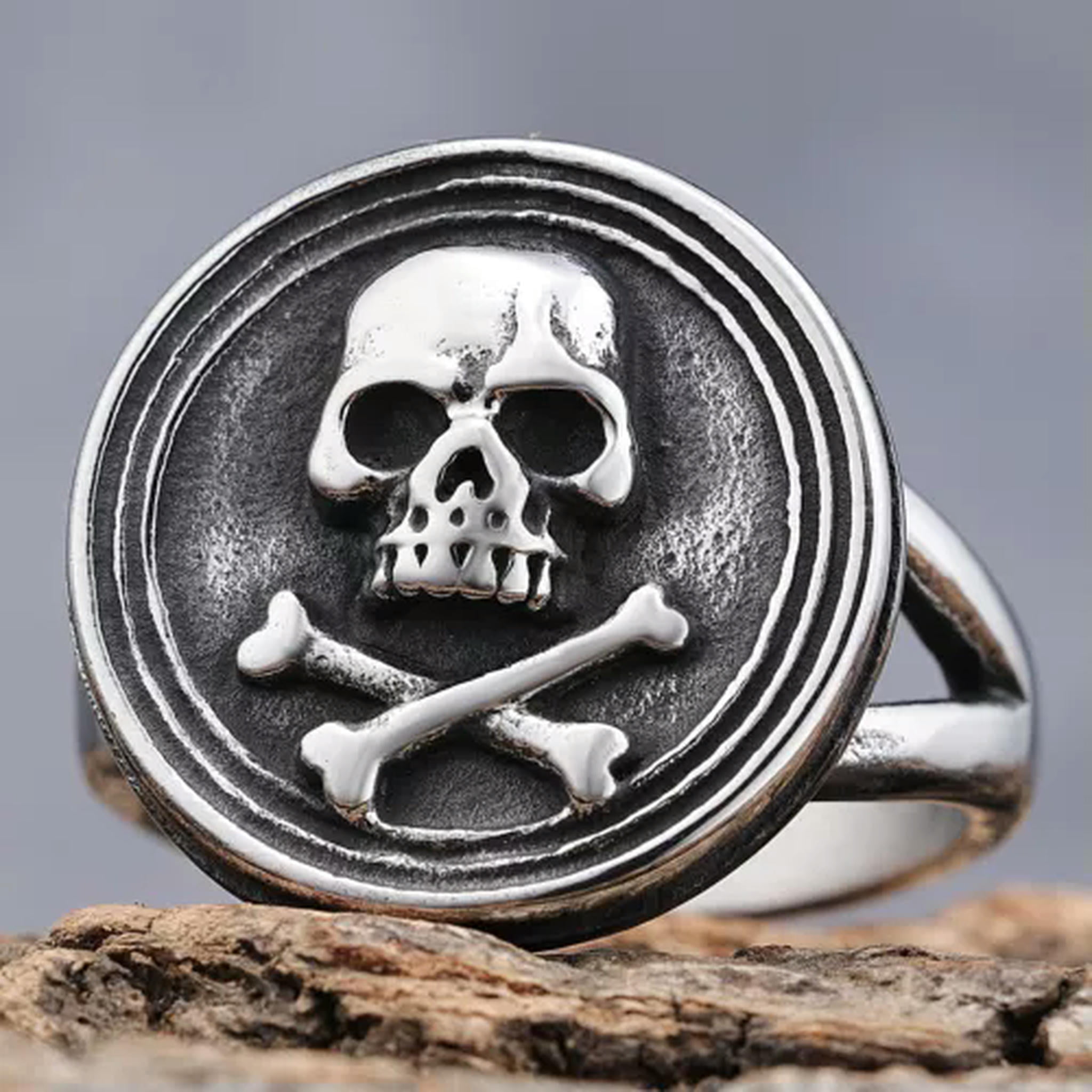 MATROOY Stainless Steel Round Signet Style Gothic Skull Halloween ...