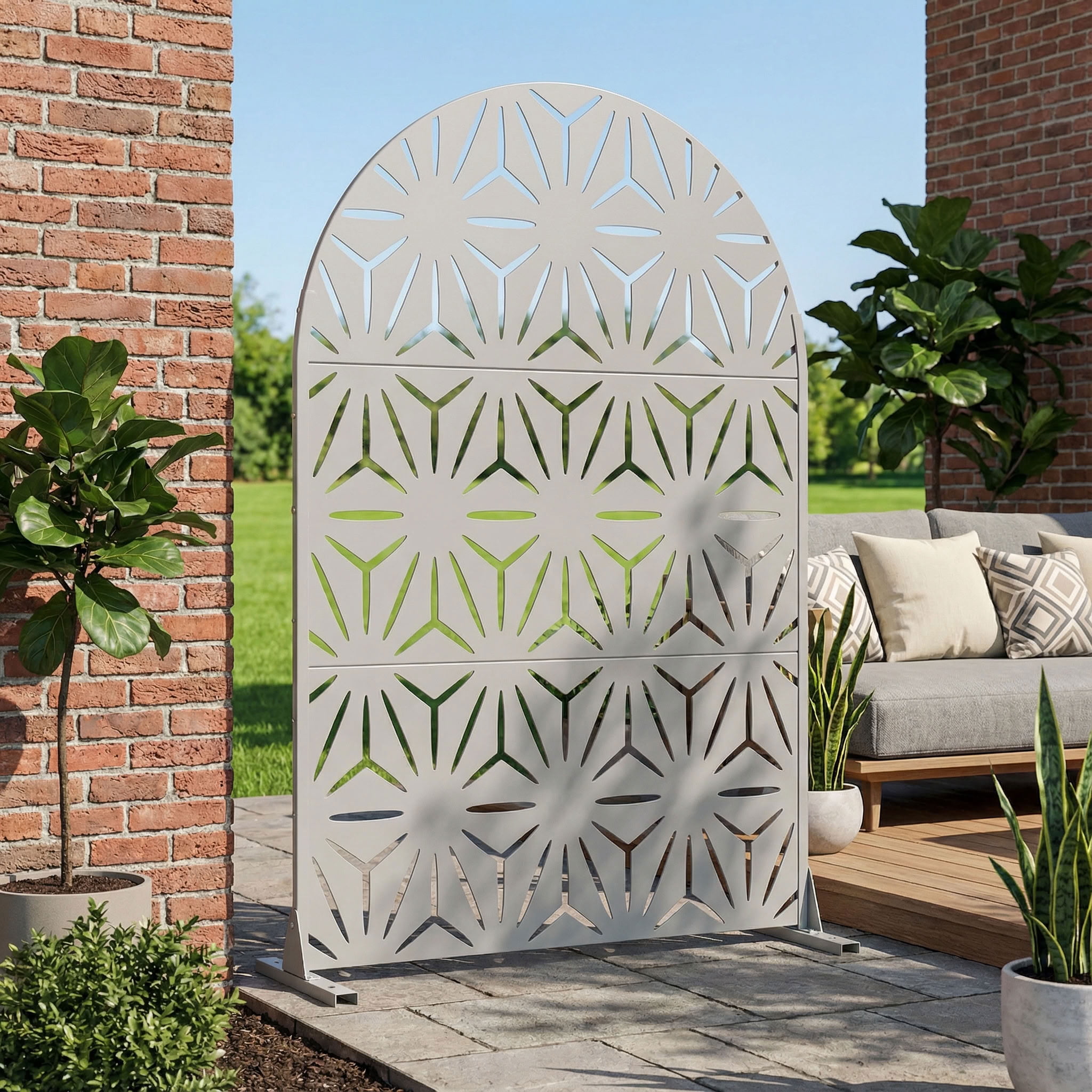 MAYEERTY 3 Panels Arched Metal Outdoor Privacy Screen Garden Divider ...