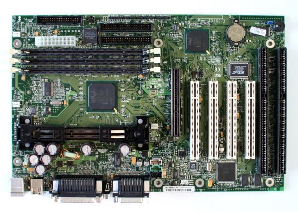Motherboard, intel seattle-2, se440bx-2, 4x pci, 2x isa, 1x agp, aa ...