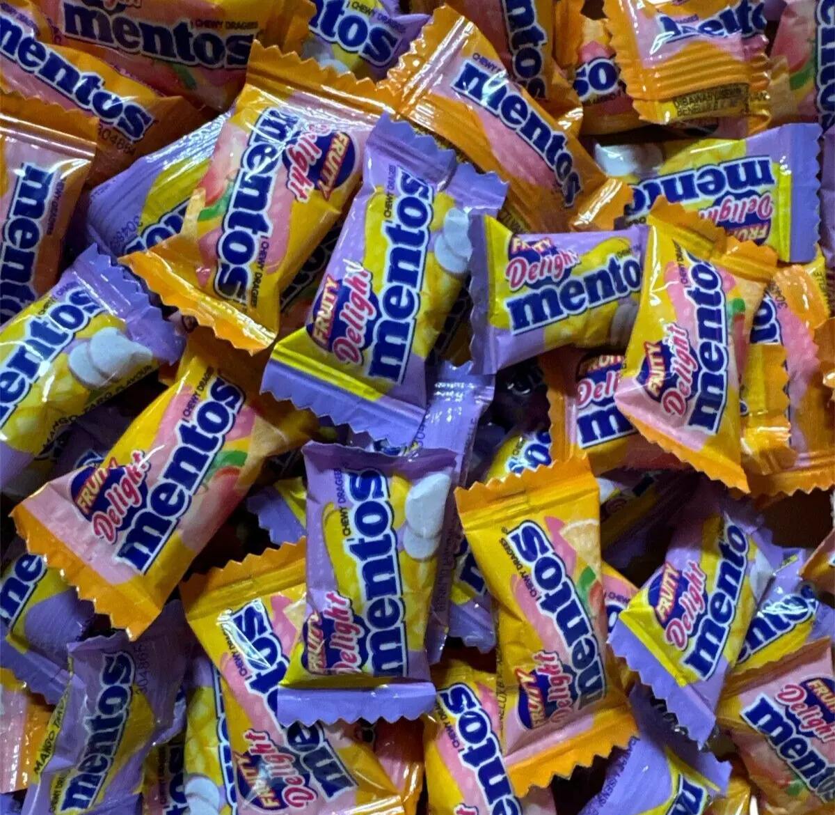 MENTOS Fruity Delight Chewy Candy, Peach Orange, Mango Taro, Fun Size ...