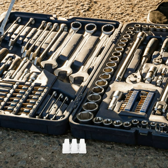 Automotive Plastic Fasteners