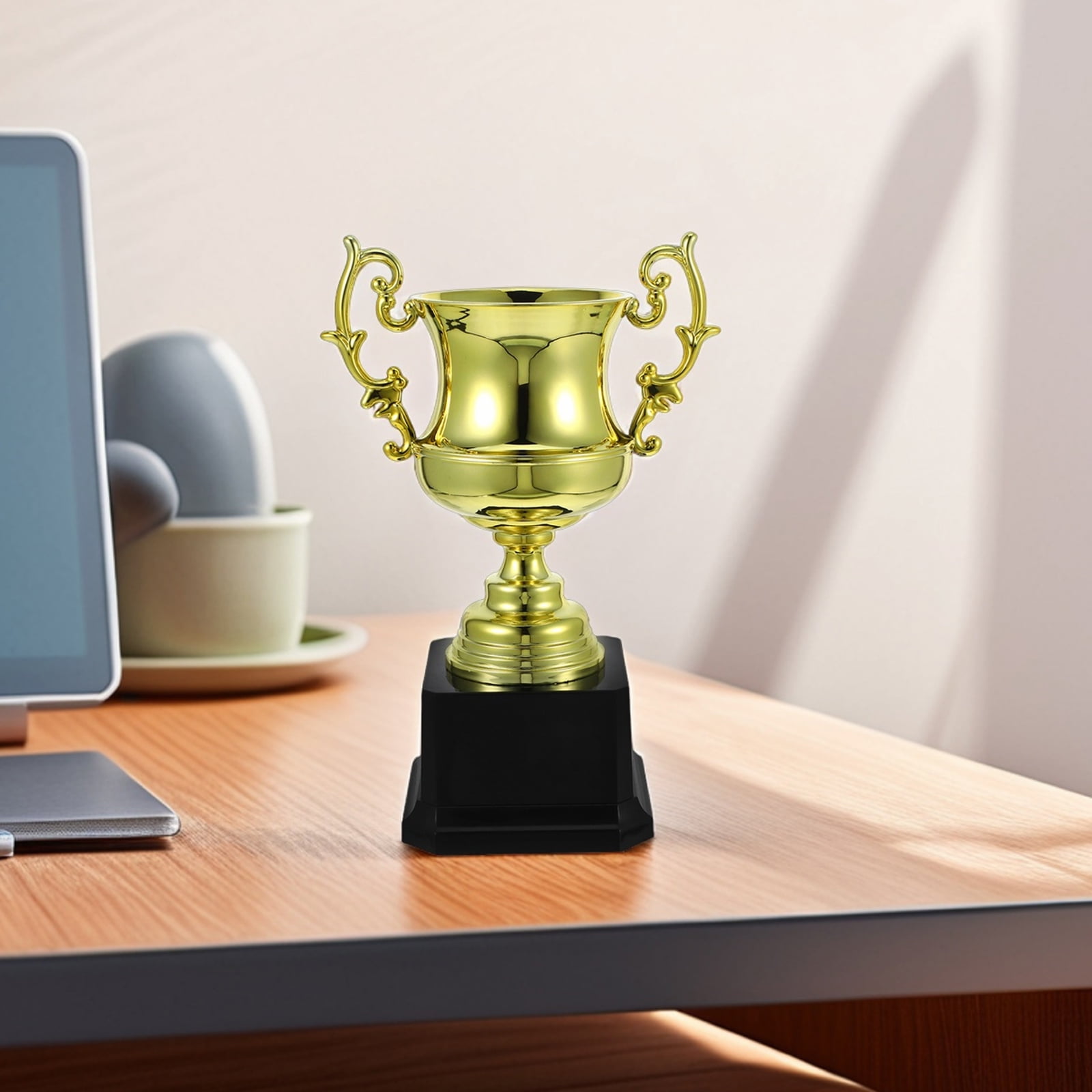 DINHEAROM Trophy Plastic For Winner Trophy Decor 1Pcs 7.9x5.1x3.3in ...