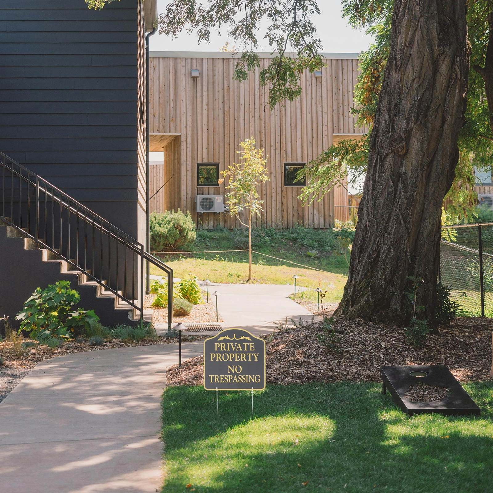 MLINS Private Property No Trespassing Sign With Stake Weatherproof ...