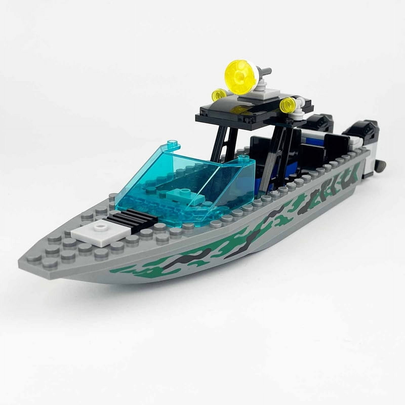 MOC World Camo Submarines speedboats Rubber Boats Weapons War Scene Military City Building ...