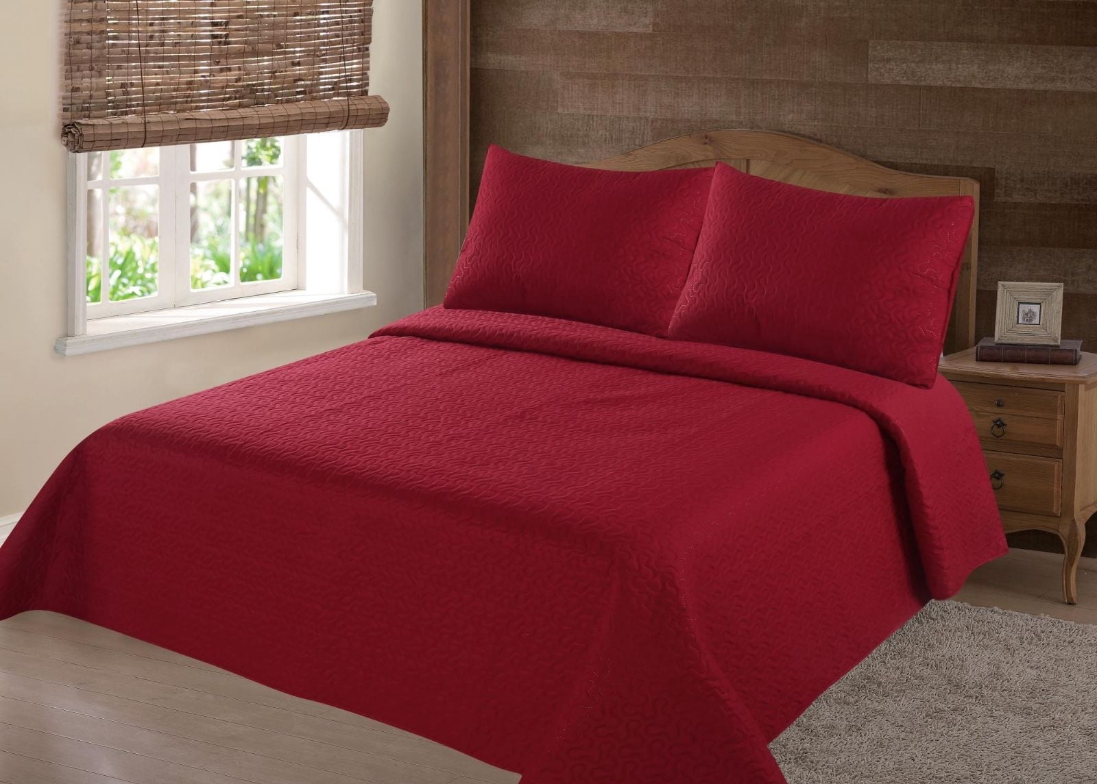 Modern Collection 1900 Count Queen Nena Red Solid Quilt Bedding Set ...