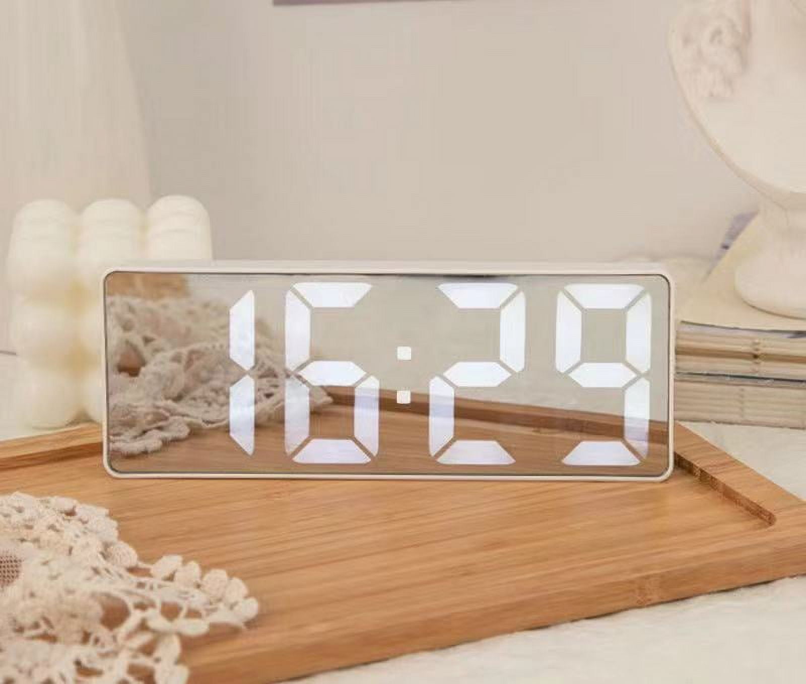 MOYISHI Digital Alarm Clock, LED Clock for Bedroom, Electronic Desktop ...