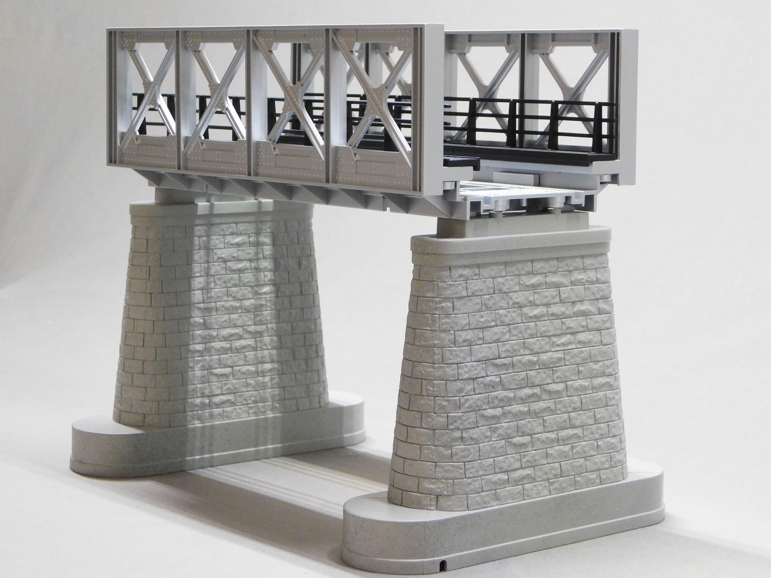 MTH RAILKING Steel Girder Bridge - Silver O GAUGE40-1120 - Walmart.com