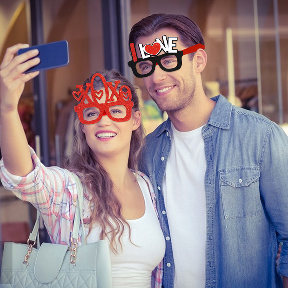 MUSEYA 9Pcs Heart Shaped Photo Booth Prop Plastic Eyewear Assorted ...