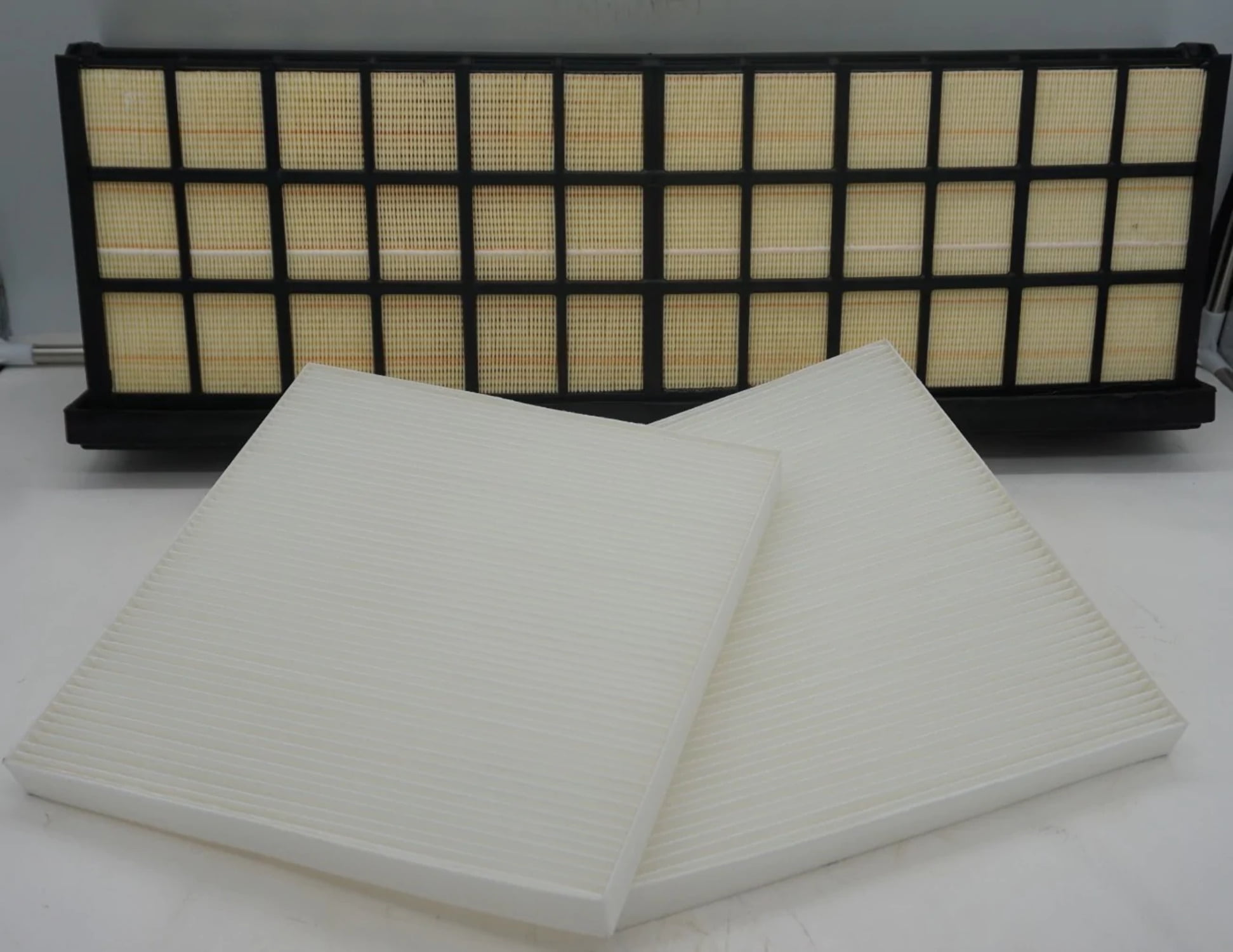 MVPTruckParts Air Filter Bundle Compatible with Freightliner Cascadia ...