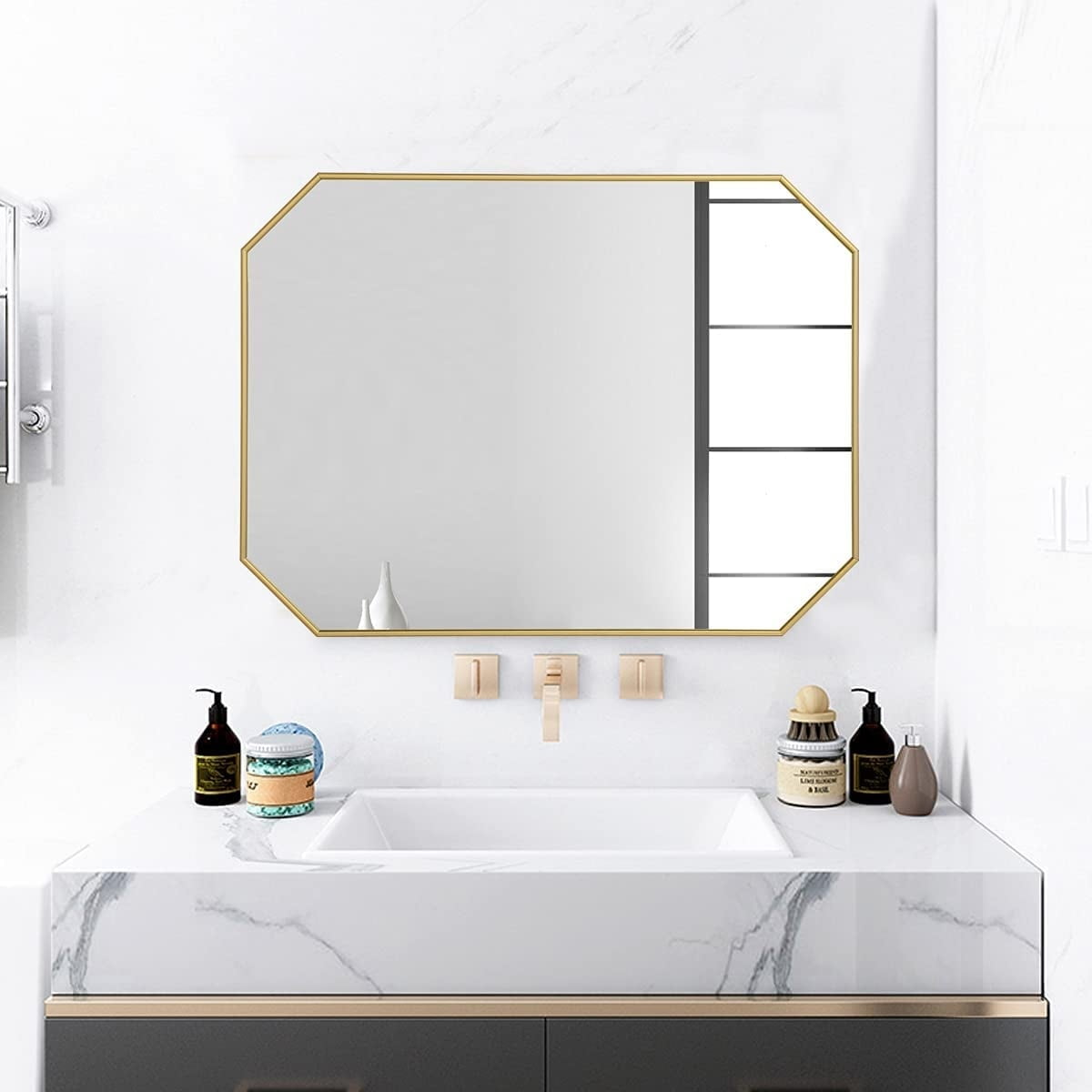 MacLuu Octagon Aluminum Wall Mirror 23.6" x 31.5" - Gold - Walmart.com