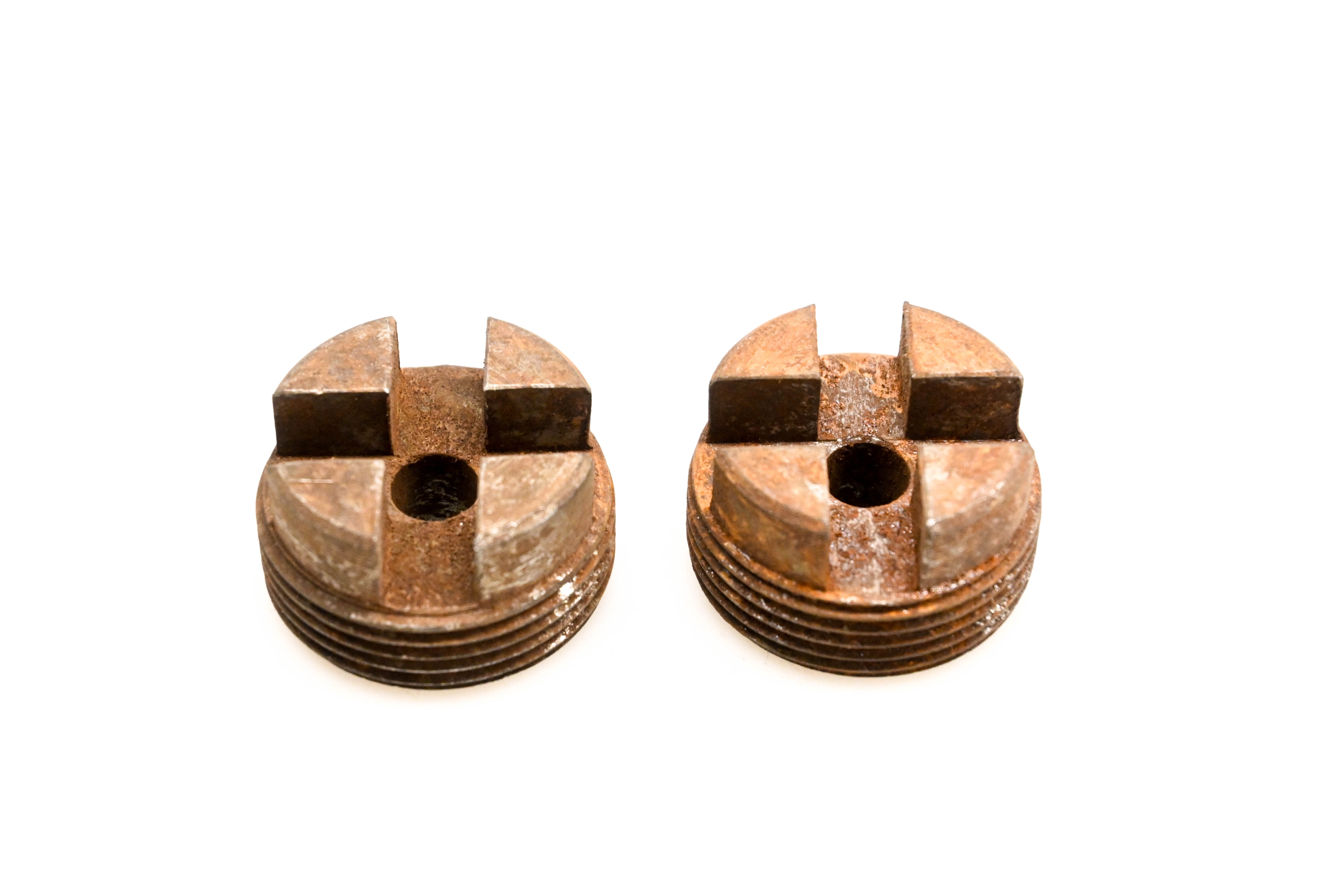 Mack 69RU117 Plug Nuts Qty 2 NOS - Walmart.com