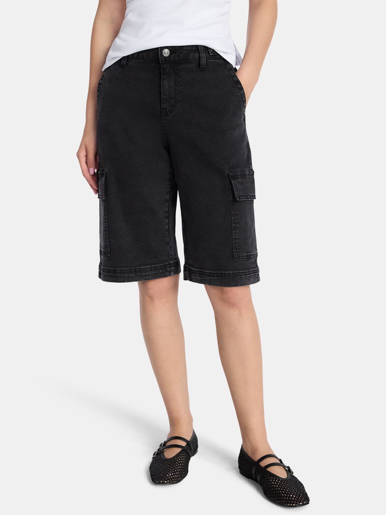Madden NYC Women’s Side Tab Jorts, Sizes 00-18 - Walmart.com