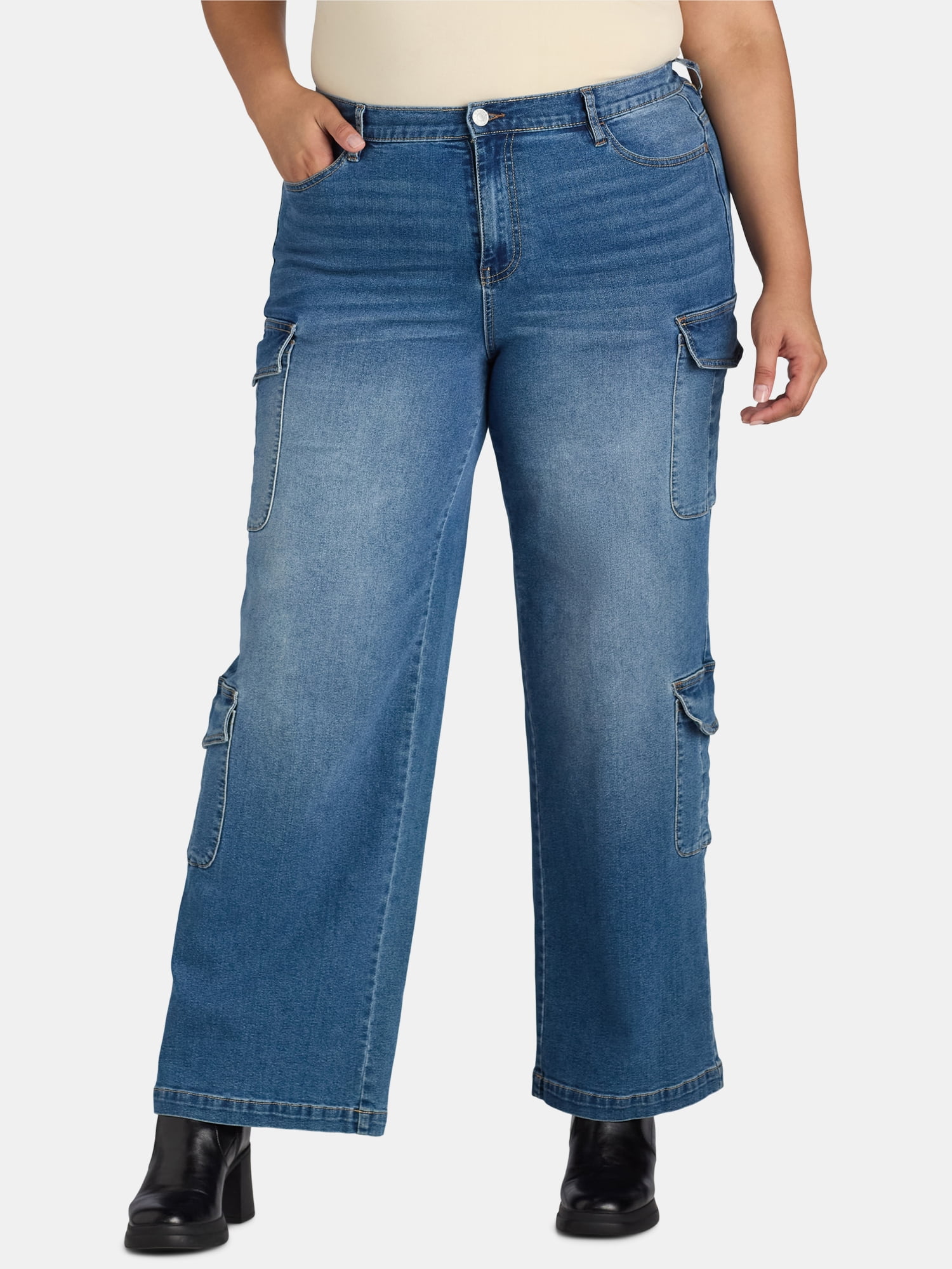 Madden NYC Oversized Cargo Jeans, Women's and Women's Plus - Walmart.com