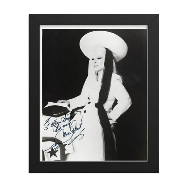 Mae West Signed Photo Reprint