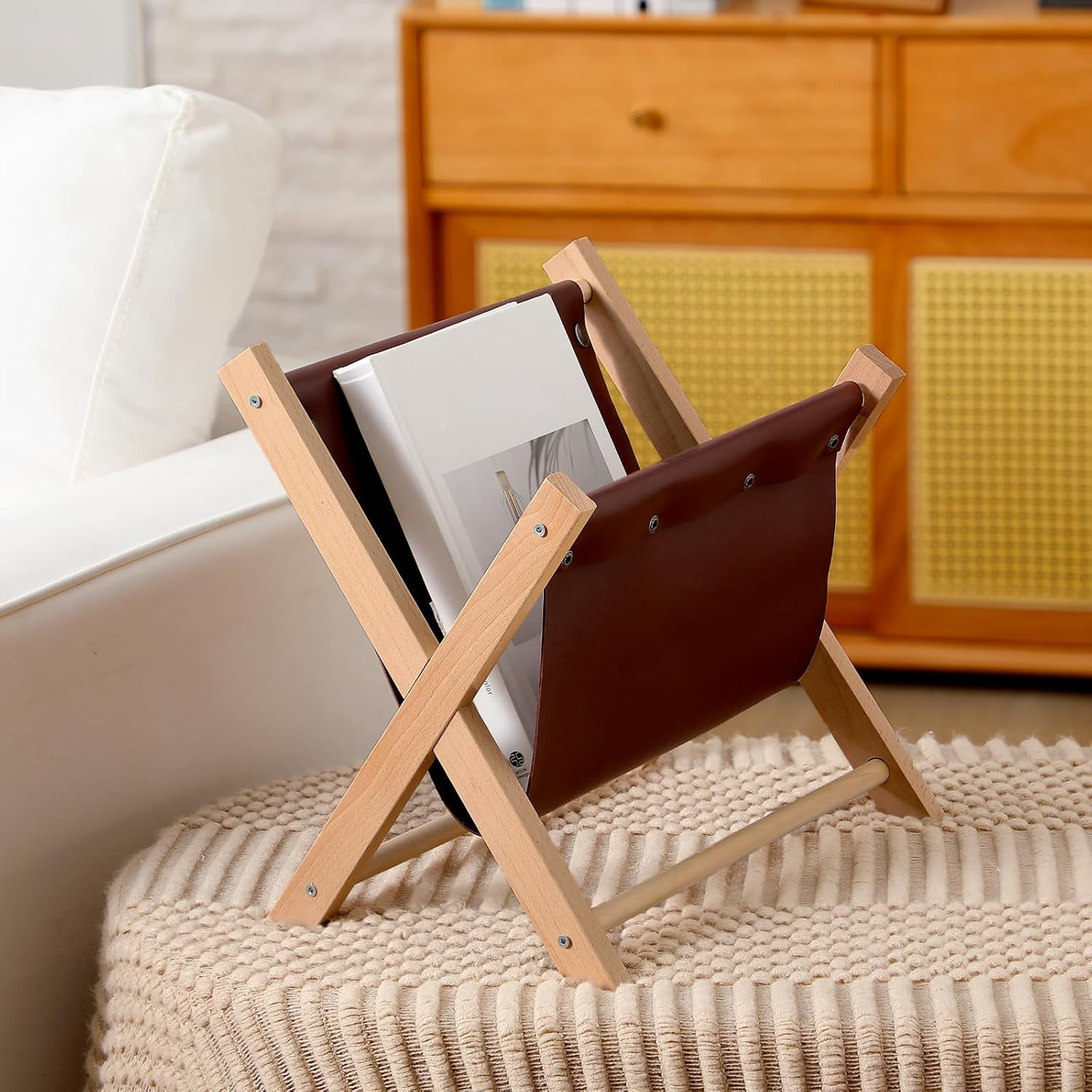 Magazine Rack Floor Newspaper Rack Holder Beech and Leather Storage ...