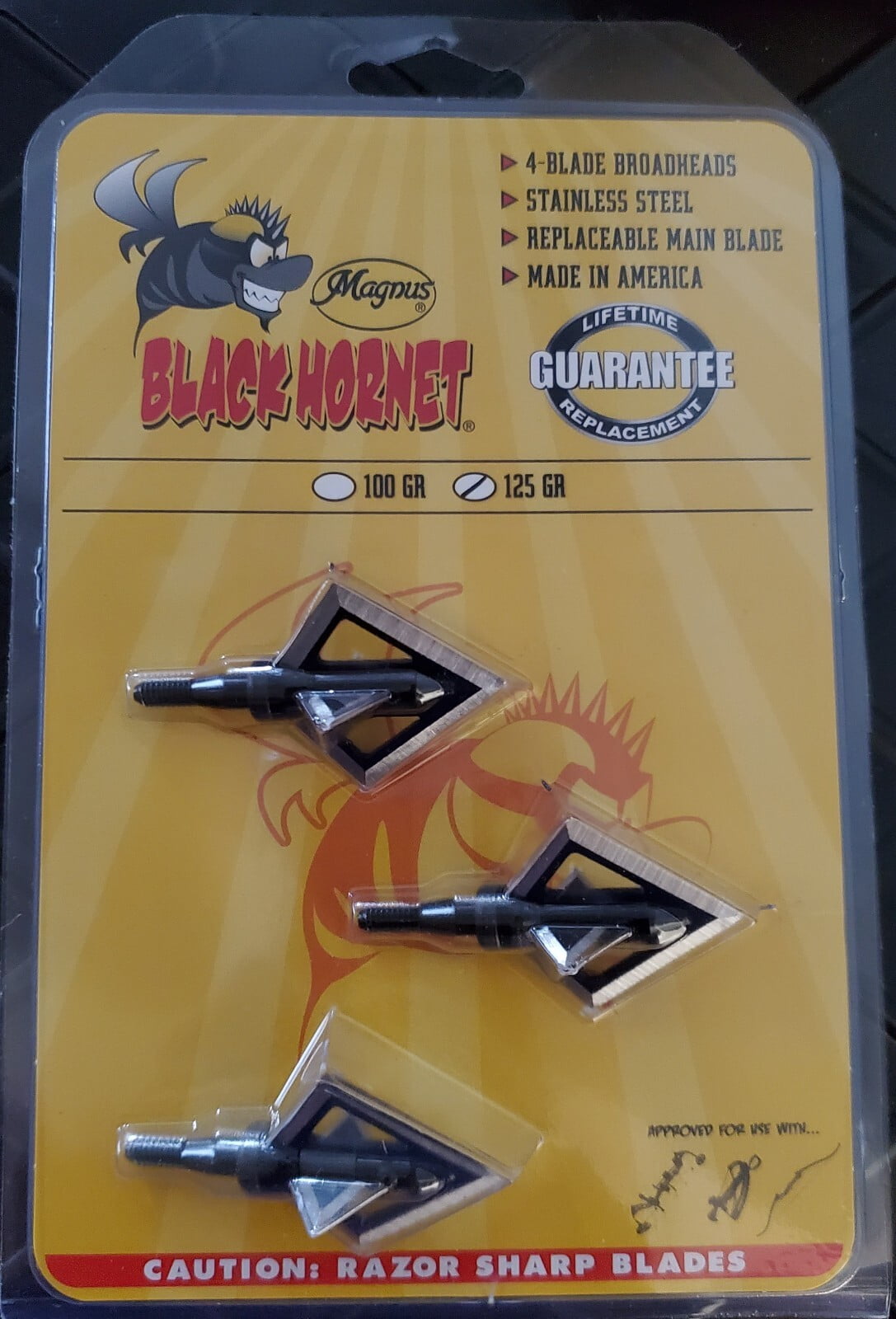 Magnus Black Hornet Broadheads - 125 Gr. 4 Blade, 3 Pack - Walmart.com