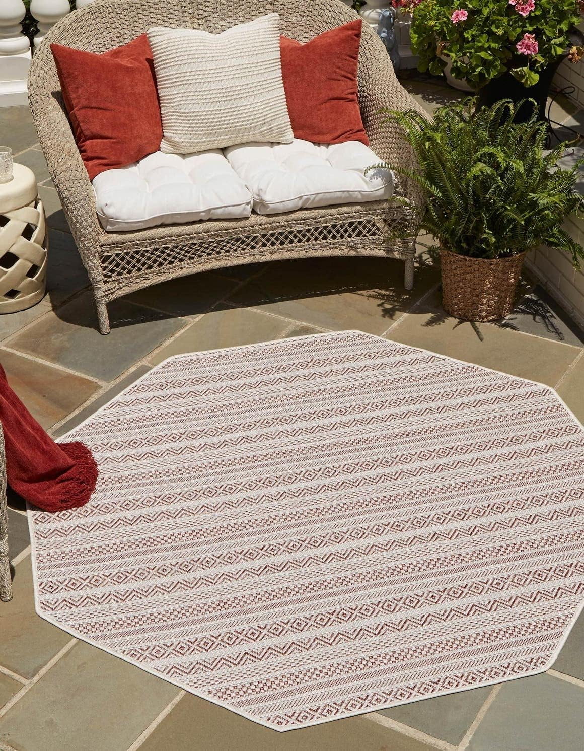 Maia Outdoor Striped Collection Area Rug (7' 10" Octagon, Red/Ivory ...