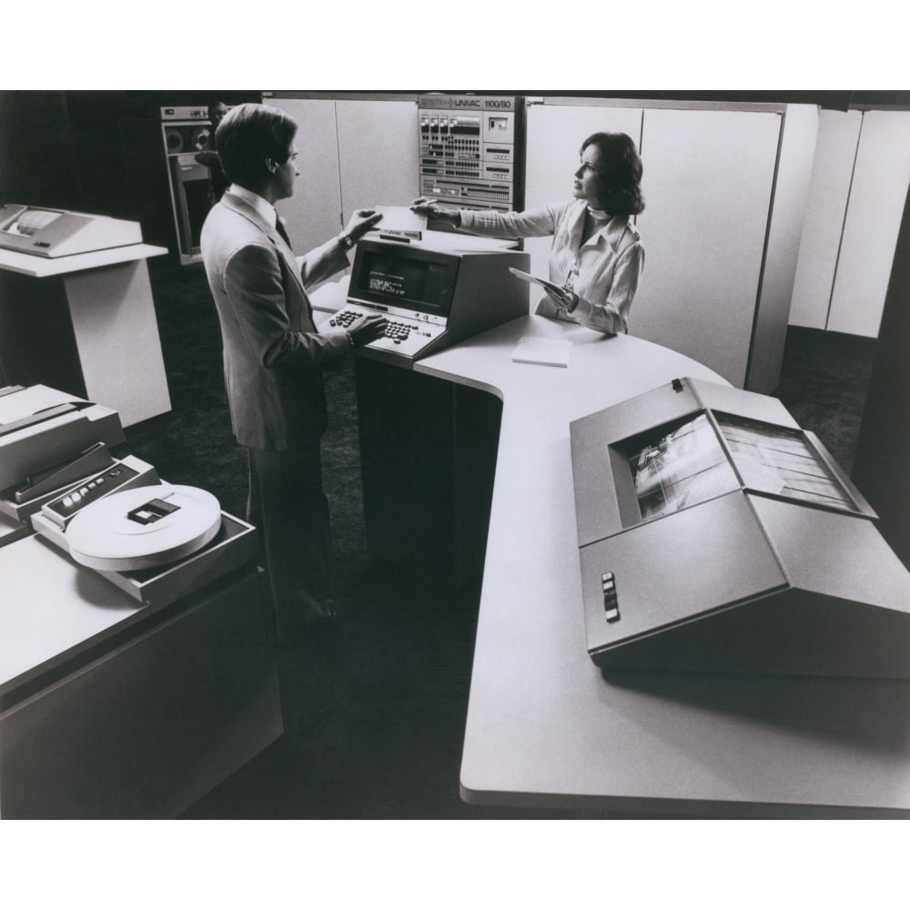 Mainframe Computer Sperry Univac 9080 Was Released In 1976 By The ...