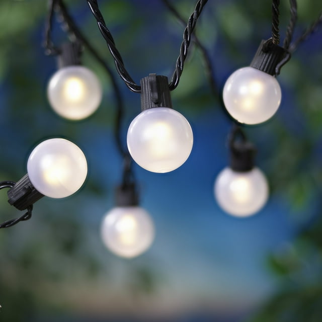 Mainstays 20-Count LED Frosted Globe Outdoor String Lights - Walmart ...