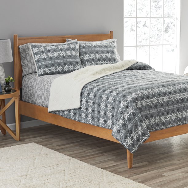 Mainstays 3-Piece Adult Quilt Set, Gray Fair Isle, King - Walmart ...
