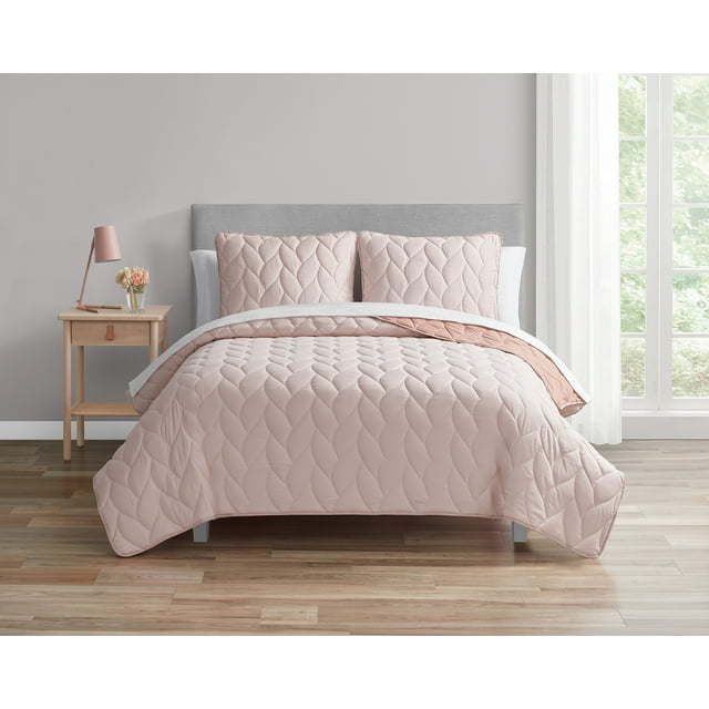 Mainstays 5 Piece Soft Pink Reversible Quilt Set with White Sheets ...