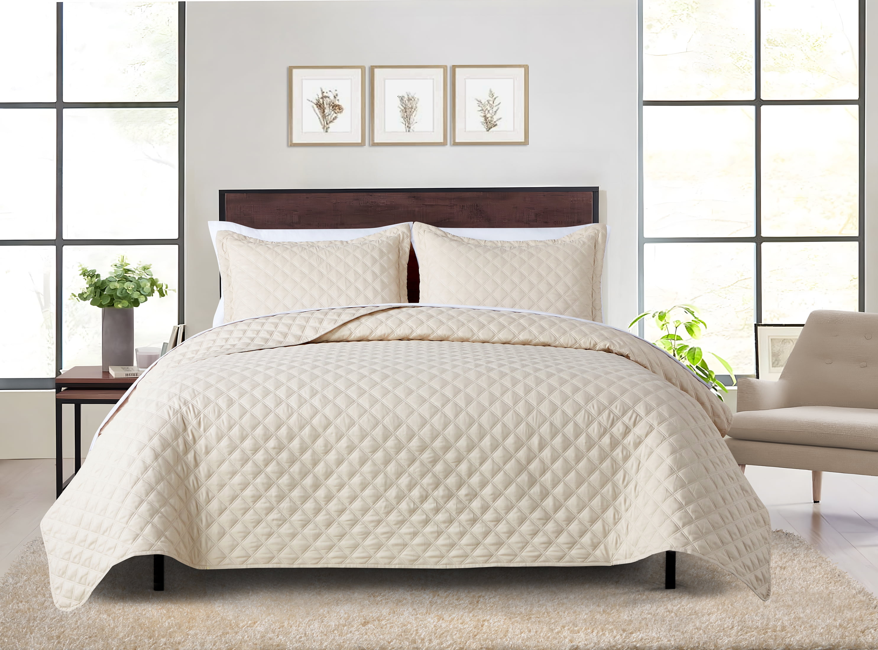 Free Shipping! Mainstays Beige Reversible Quilt Set with White Sheets ...