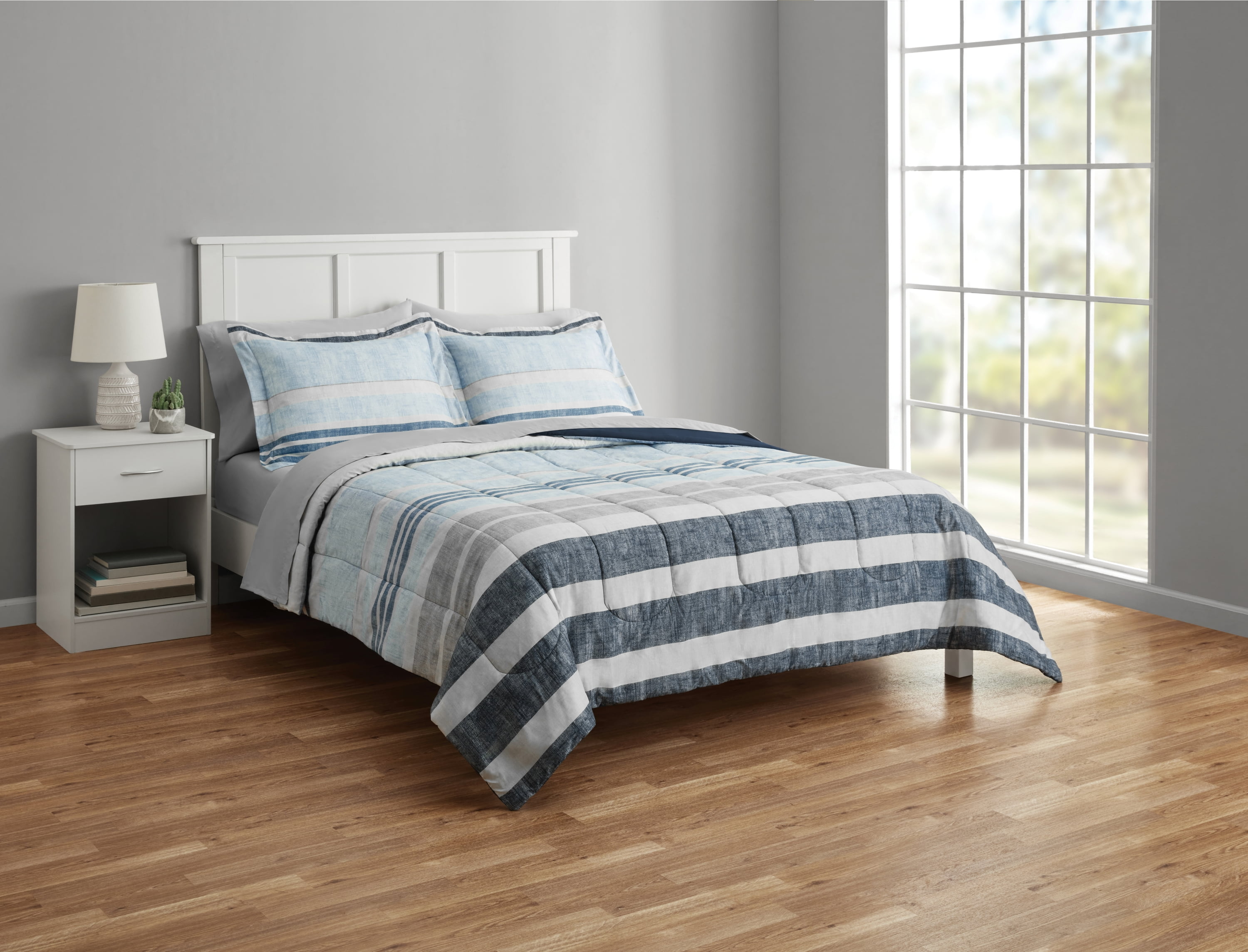 Mainstays 7 Piece Reversible Bed in a Bag Comforter Set Queen - Walmart.com