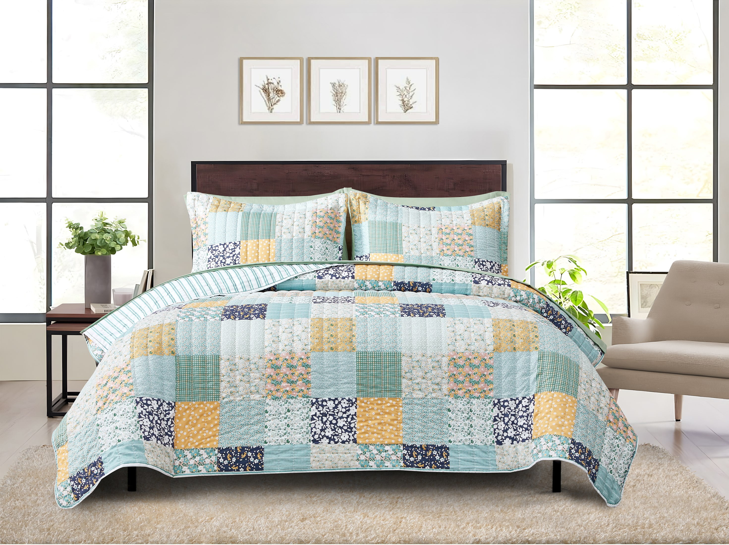Mainstays 7 Piece Patchwork Reversible Quilt Set with Light Green ...