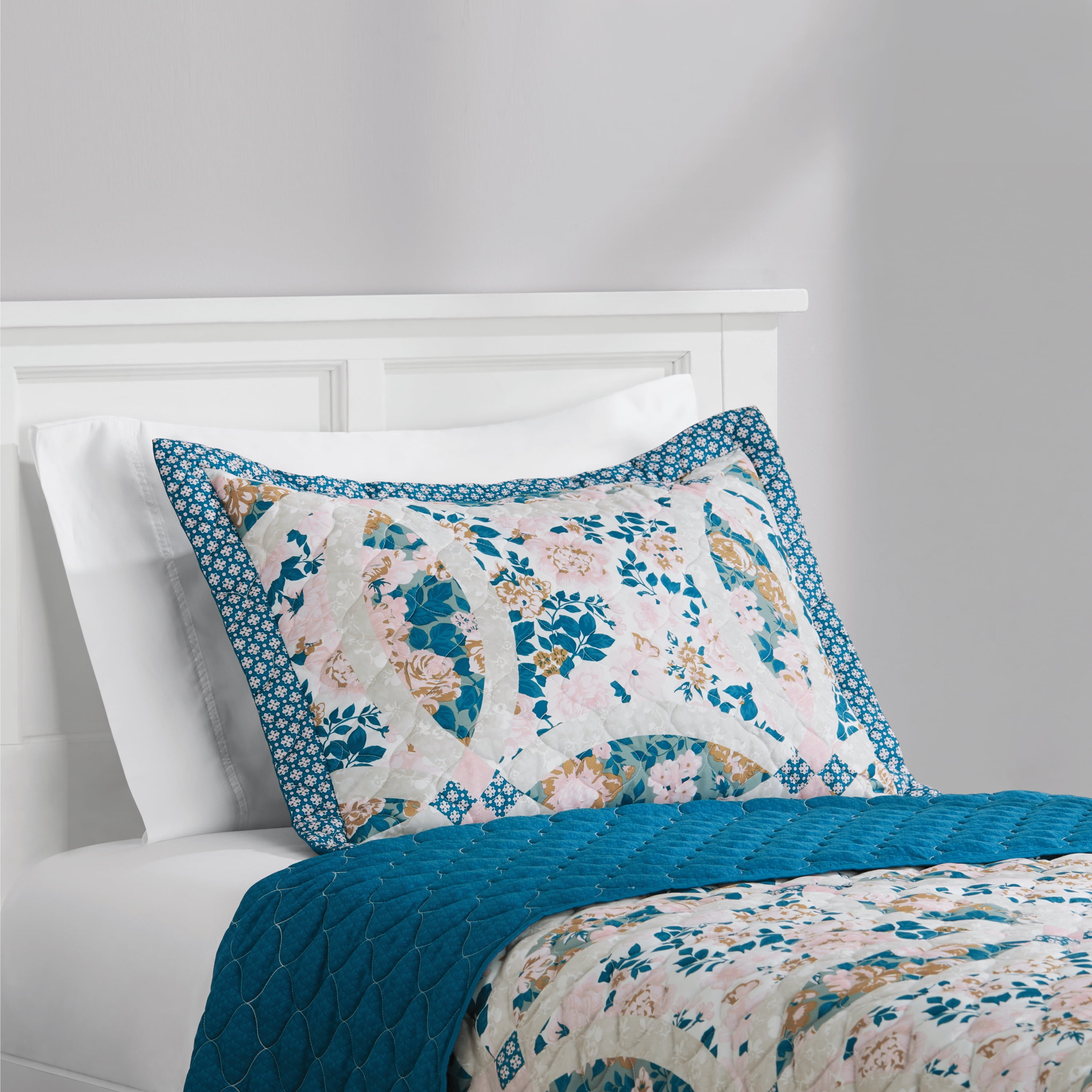 Mainstays Microfiber Quilt Pillow Sham Standard Queen, Multicolor Abby ...