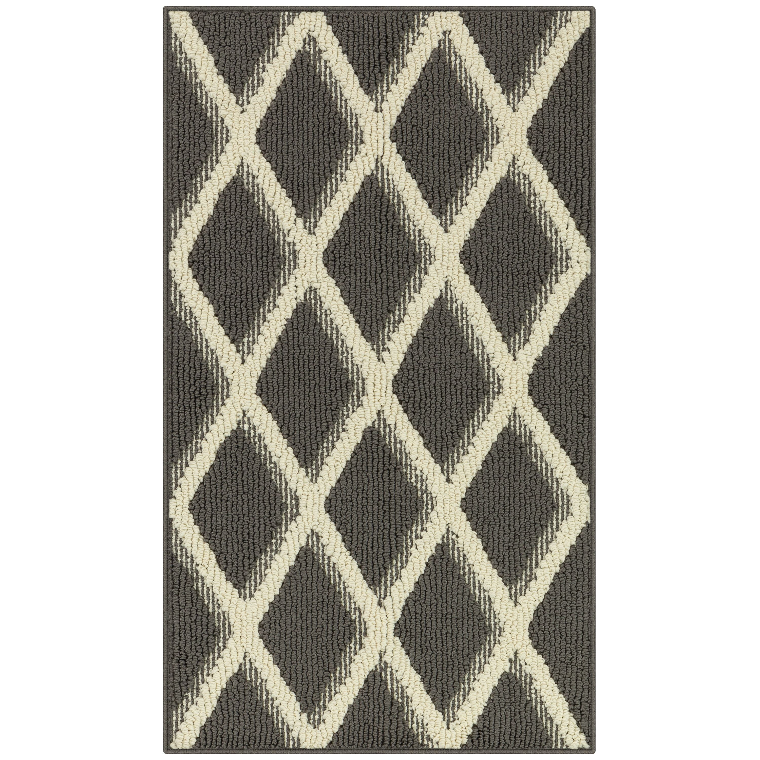 Mainstays Diamond Geometric Gray Accent Rug 1'8 x 2'6 Polyester Stain ...