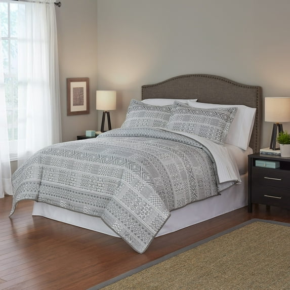 Mainstays Grey Aztec King Quilt - Microfiber - 104 x 90 - Walmart.com