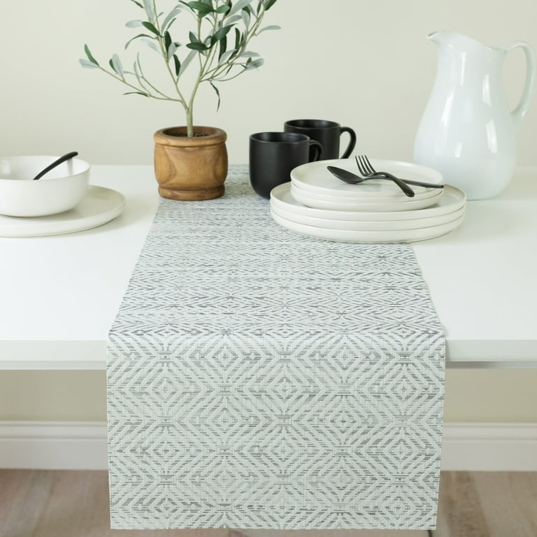 Mainstays Decorative Table Runner | Shelly Lighting